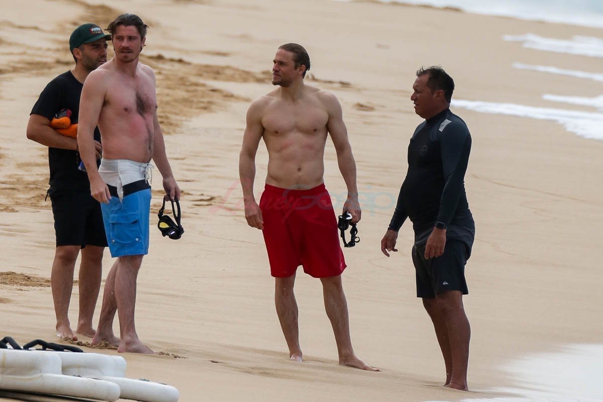 Netflix Triple Frontier unveiled first trailer starring Ben Affleck and ...